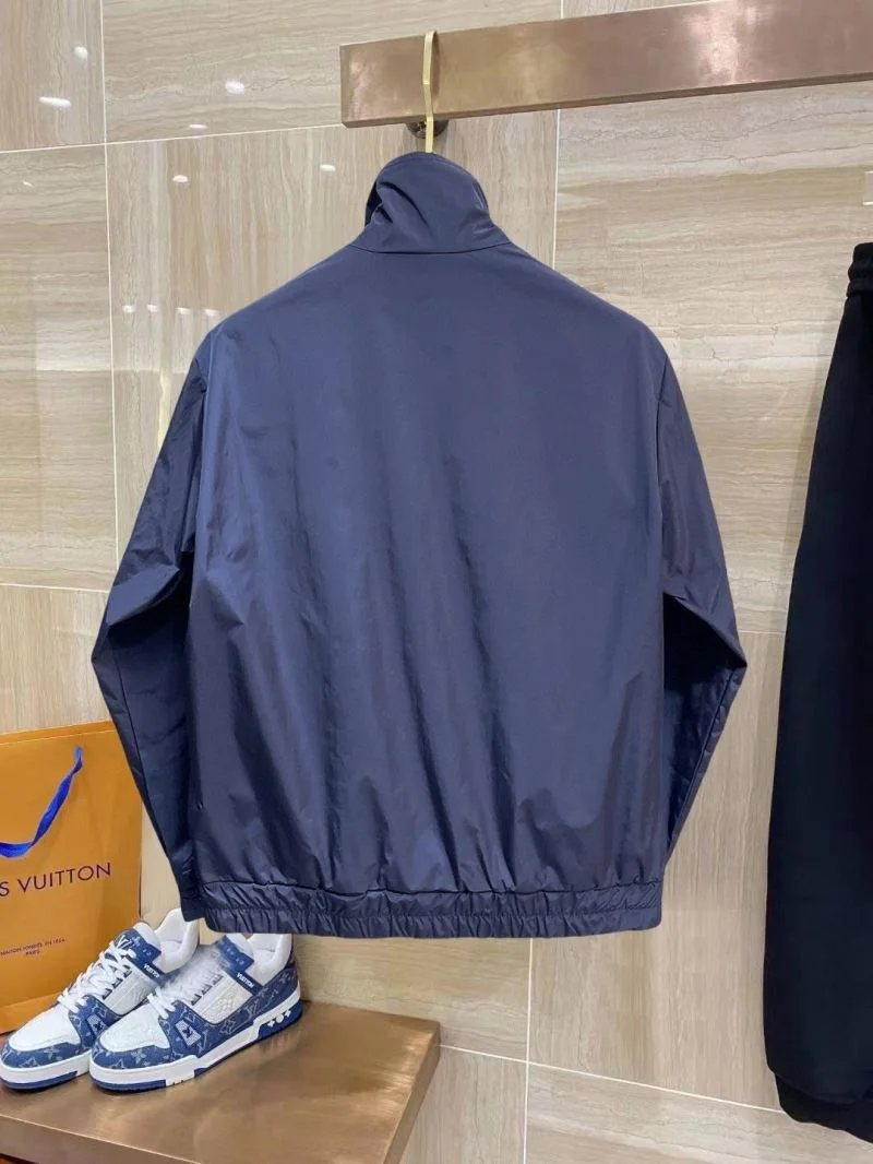 Bargain Prada Outwear