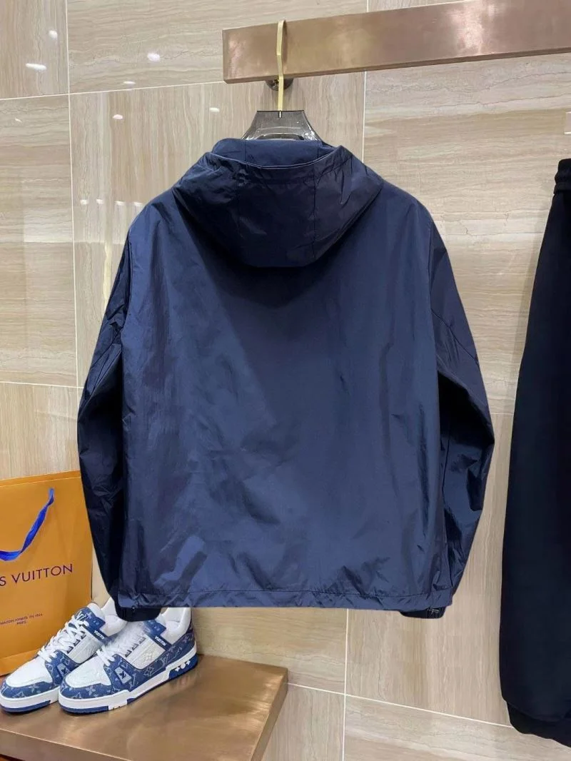Top mirror Prada Outwear