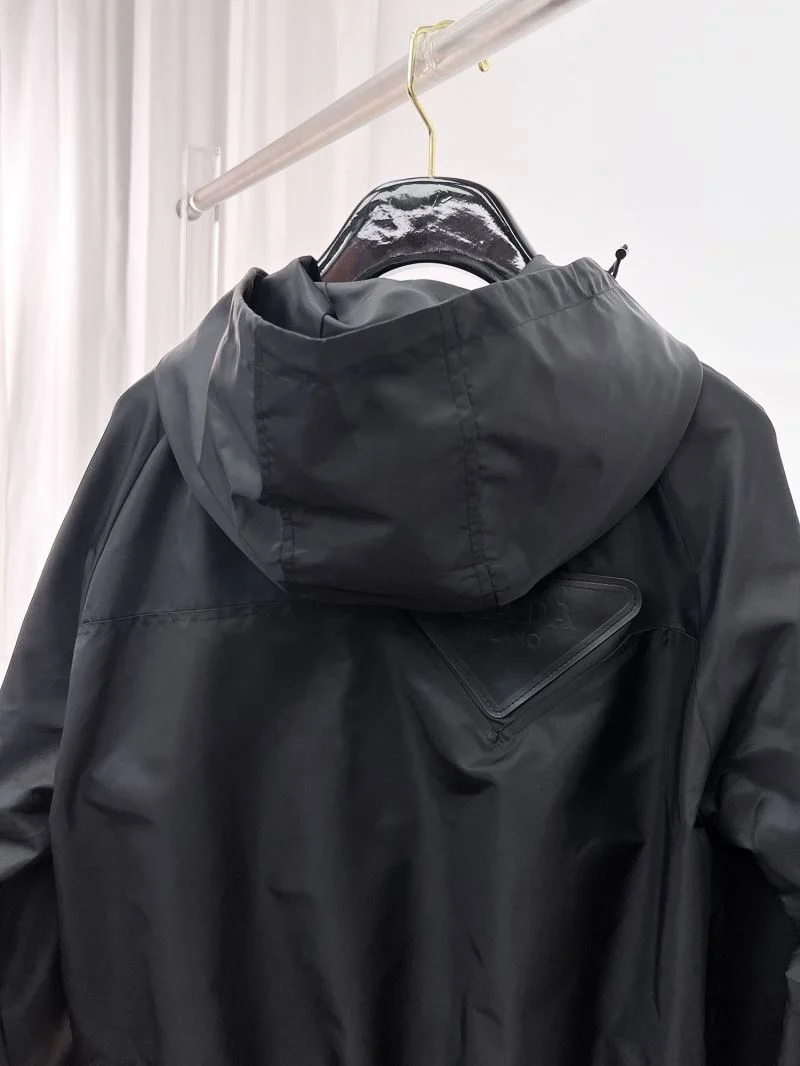 Top mirror Prada Outwear