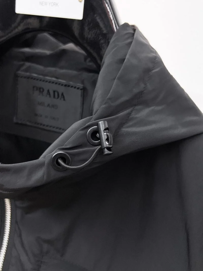 High accuracy Prada Outwear