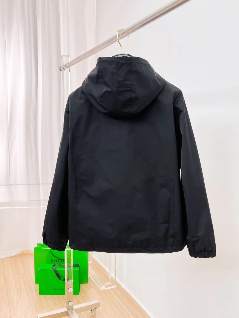 Top mirror Prada Outwear