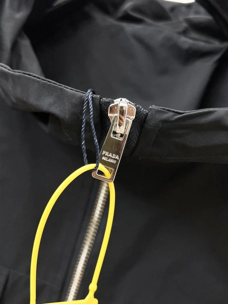 Top mirror Prada Outwear