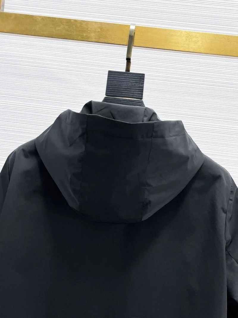 High accuracy Prada Outwear