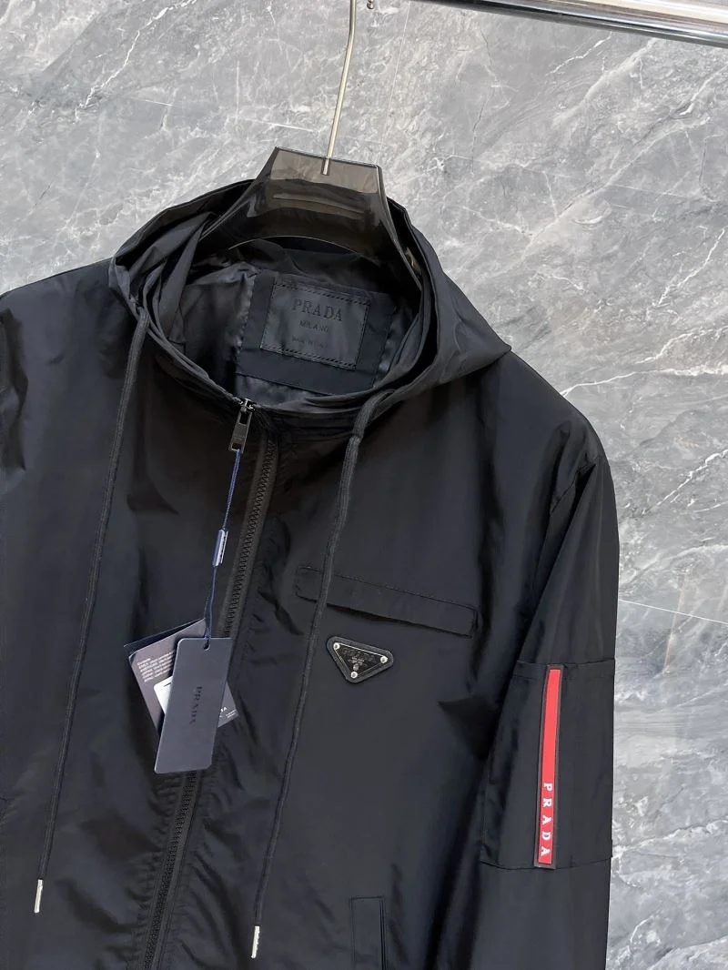 High accuracy Prada Outwear