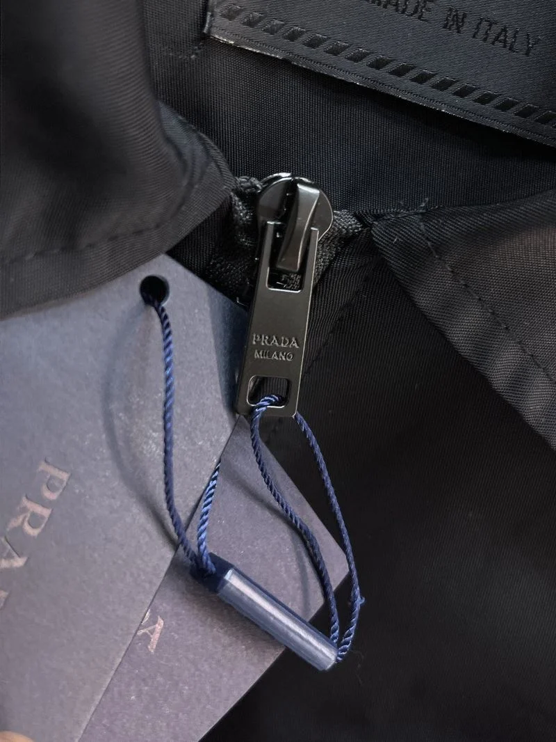 Top mirror Prada Outwear
