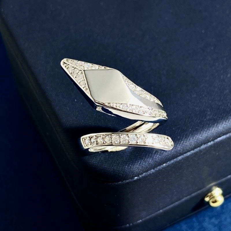 Top mirror Prada Rings