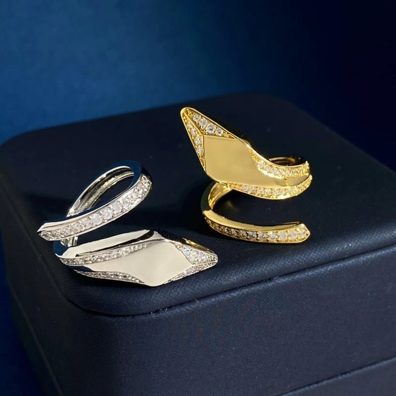 Top mirror Prada Rings