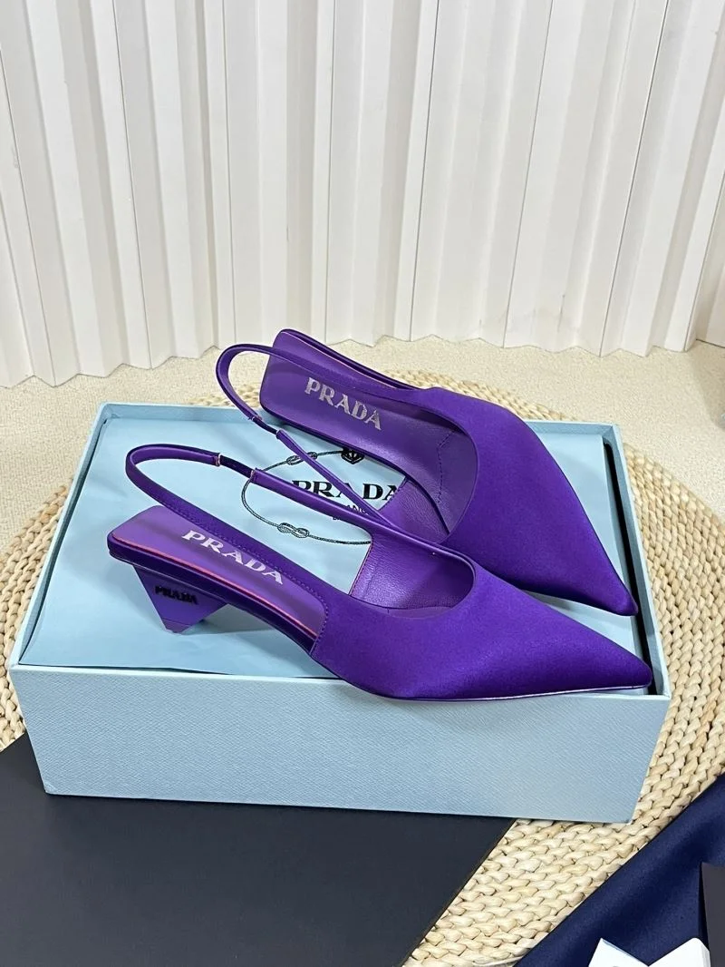 Top mirror Prada Sandals