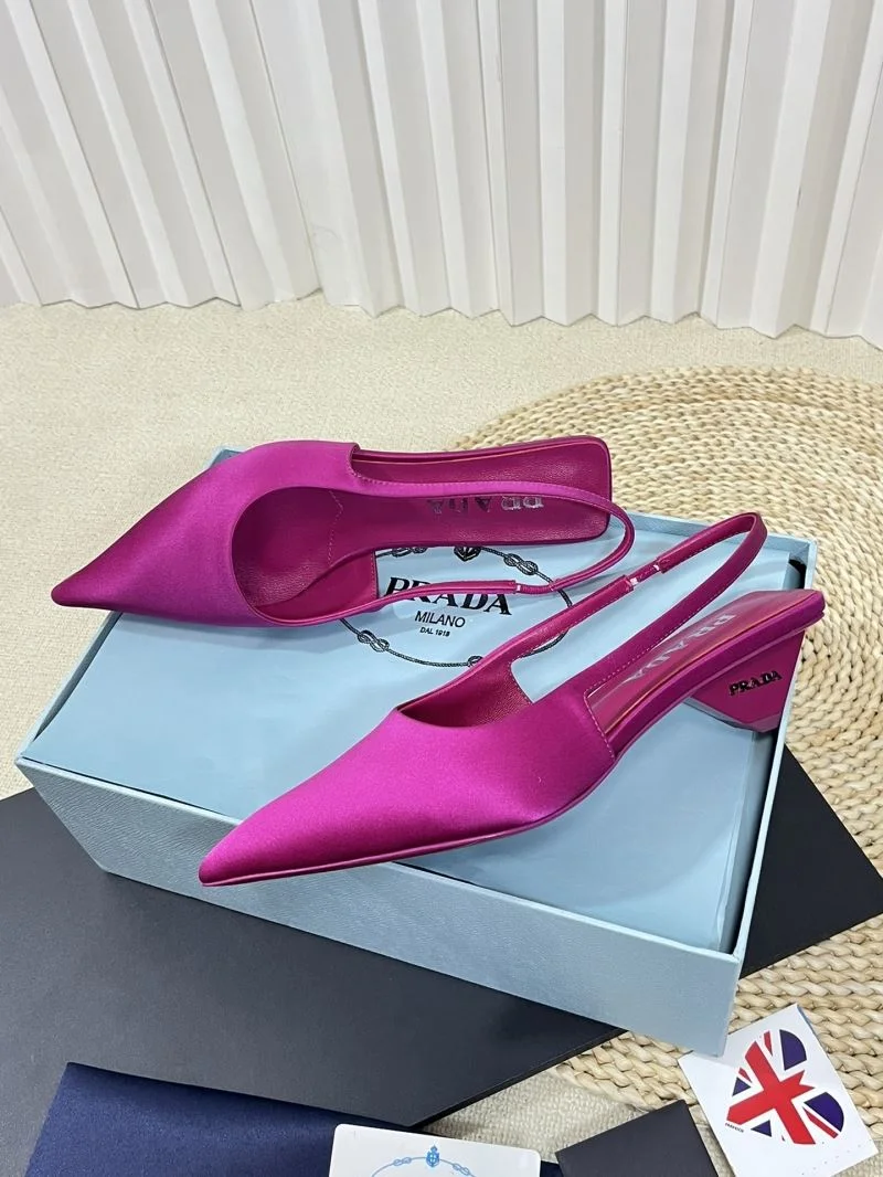 Accurate model Prada Sandals