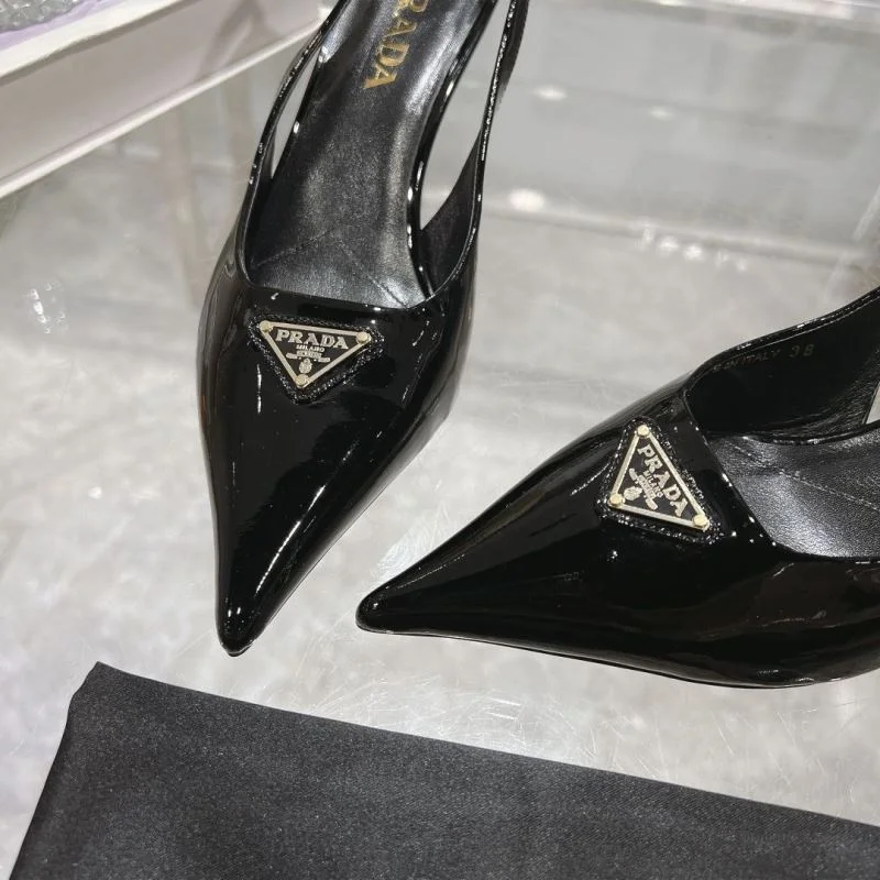 Accurate model Prada Sandals