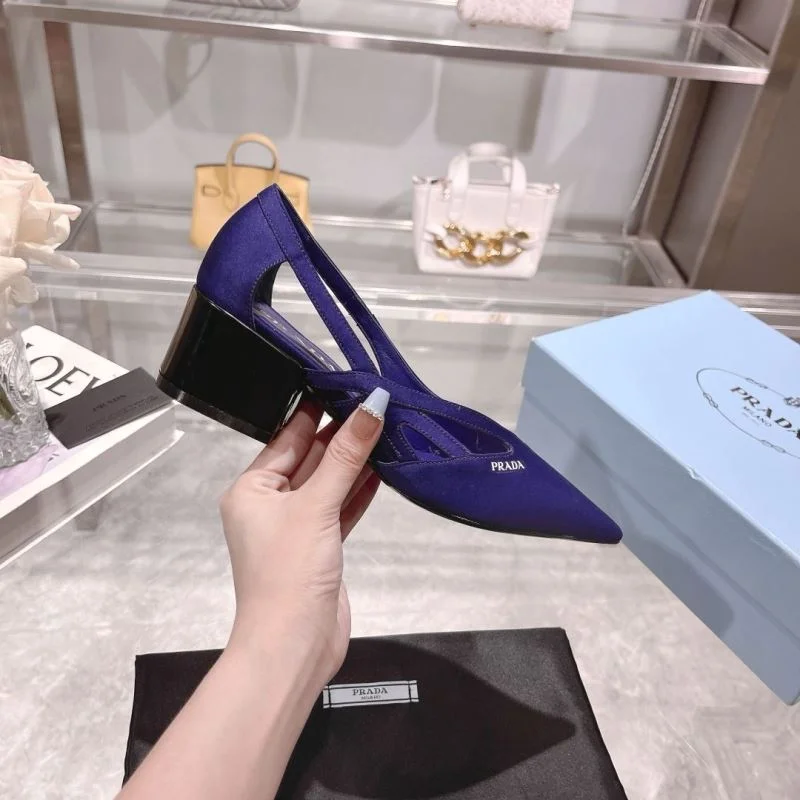 Accurate model Prada Sandals