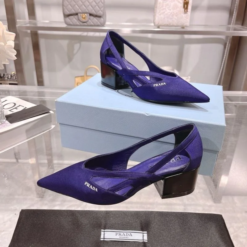 Accurate model Prada Sandals