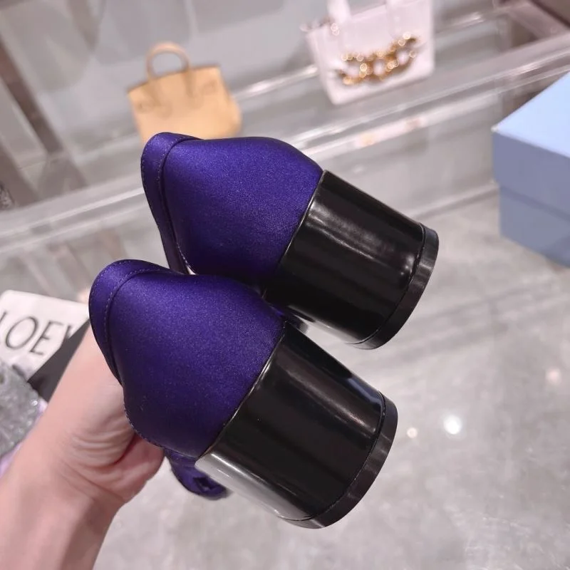Accurate model Prada Sandals