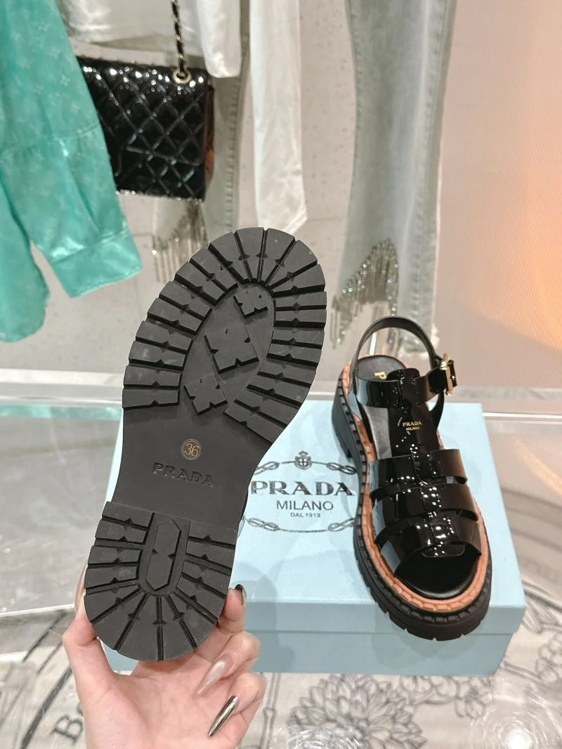 Top match Prada Sandals