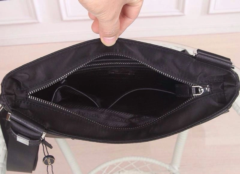 Accurate model Prada Satchel Bags