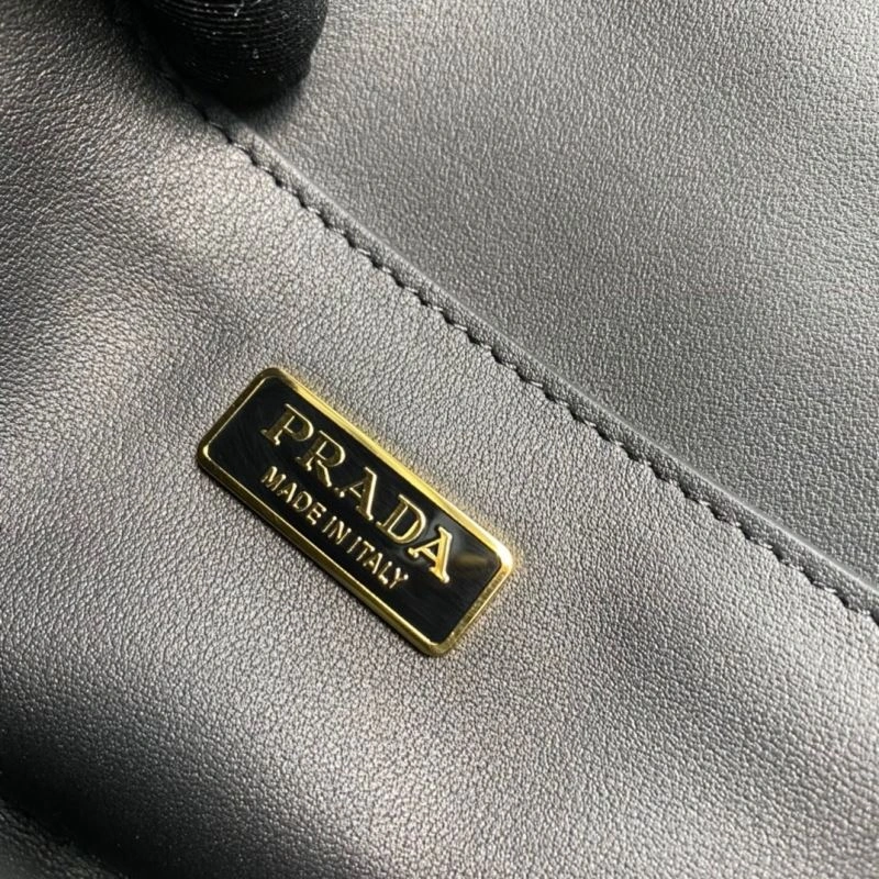 Accurate model Prada Satchel Bags