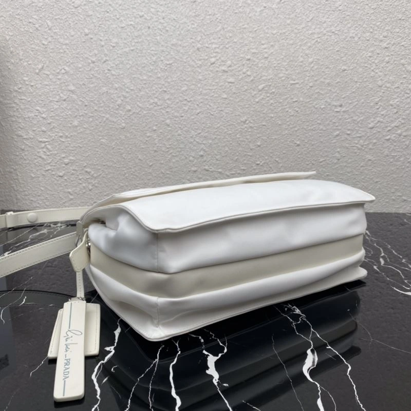 Accurate model Prada Satchel Bags