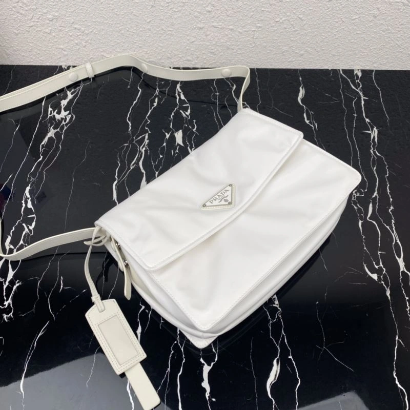 Accurate model Prada Satchel Bags