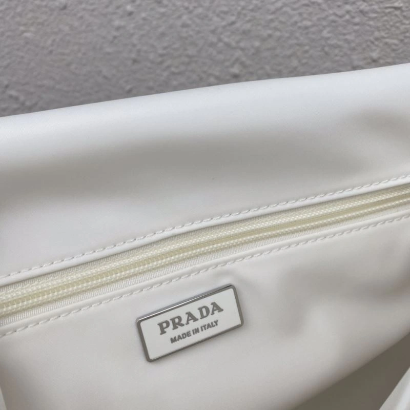 Accurate model Prada Satchel Bags