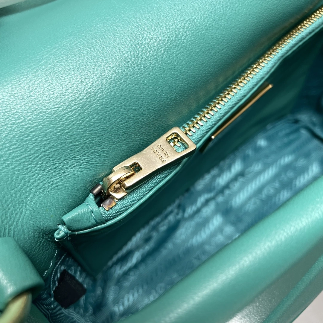 Top mirror Prada Satchel Bags