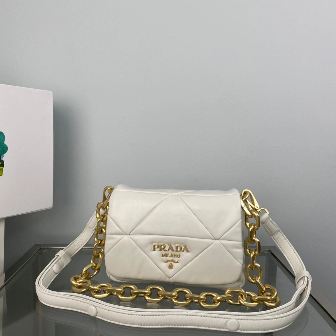 Accurate model Prada Satchel Bags