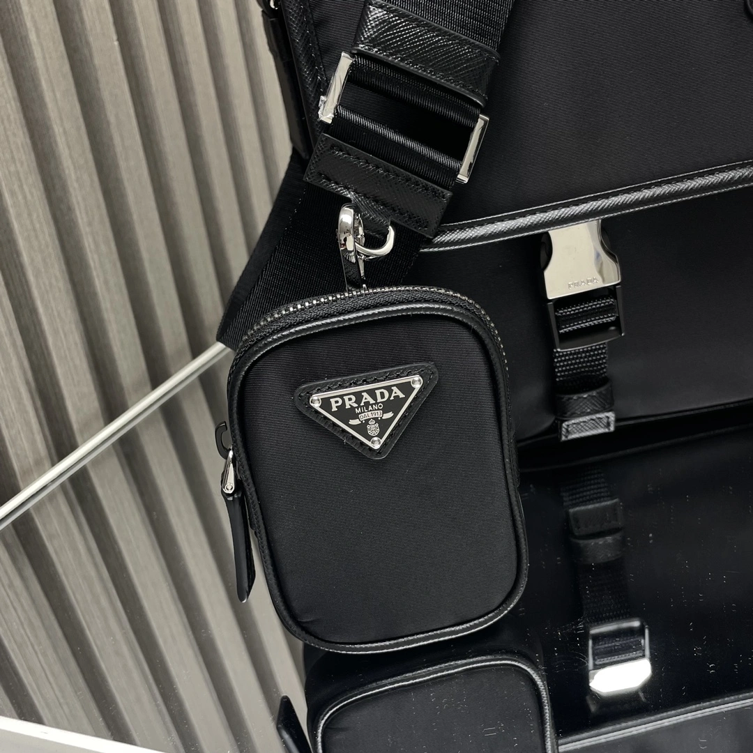 High fidelity Prada Satchel Bags