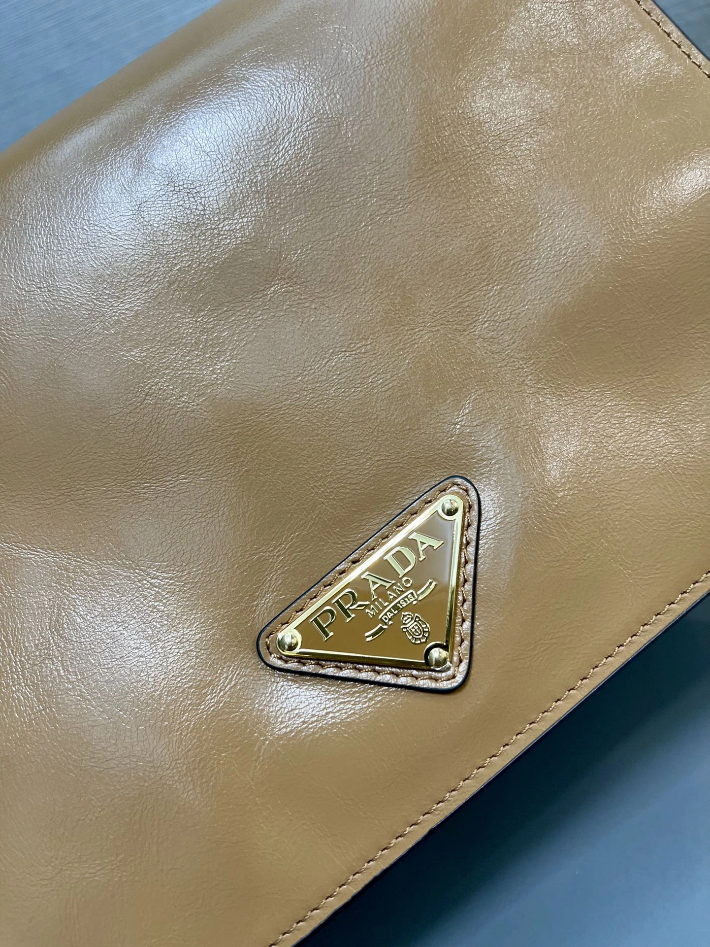 Bargain Prada Satchel Bags