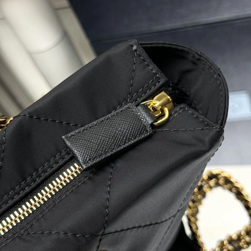 Accurate model Prada Satchel Bags