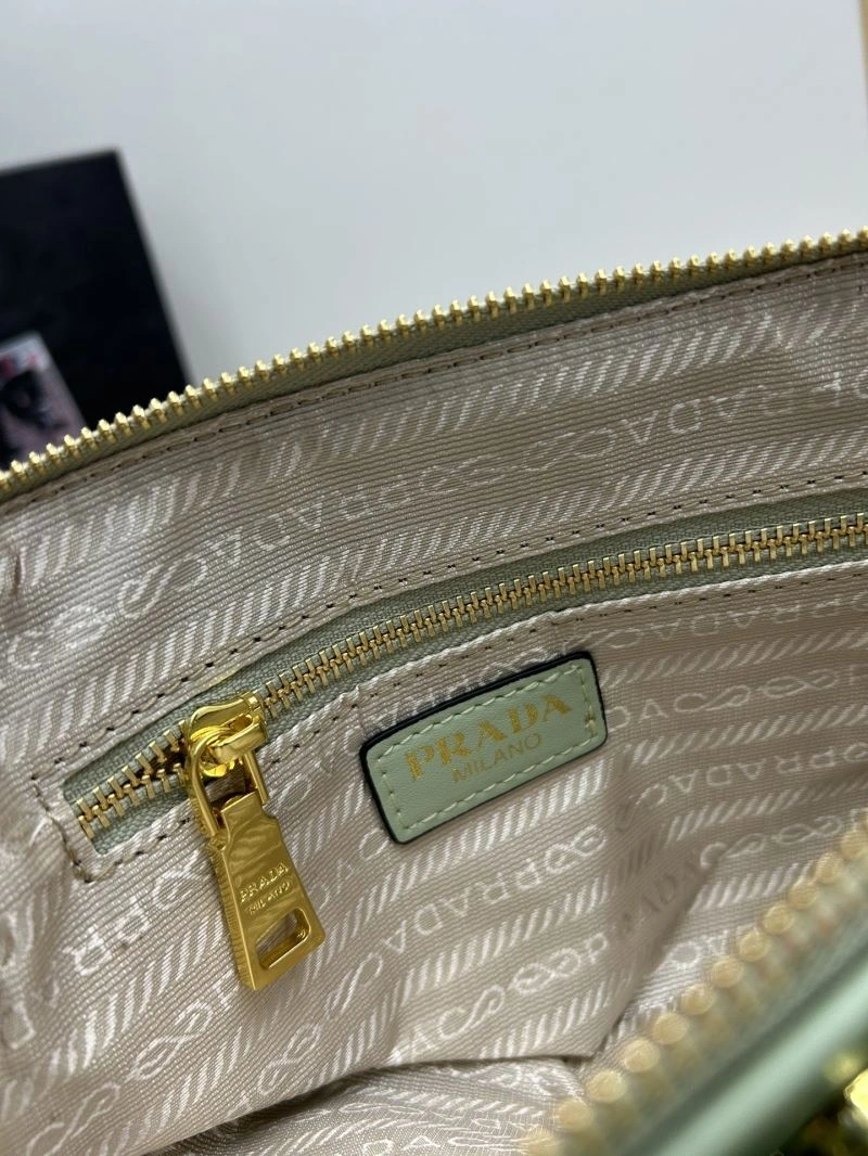 Top match Prada Satchel Bags