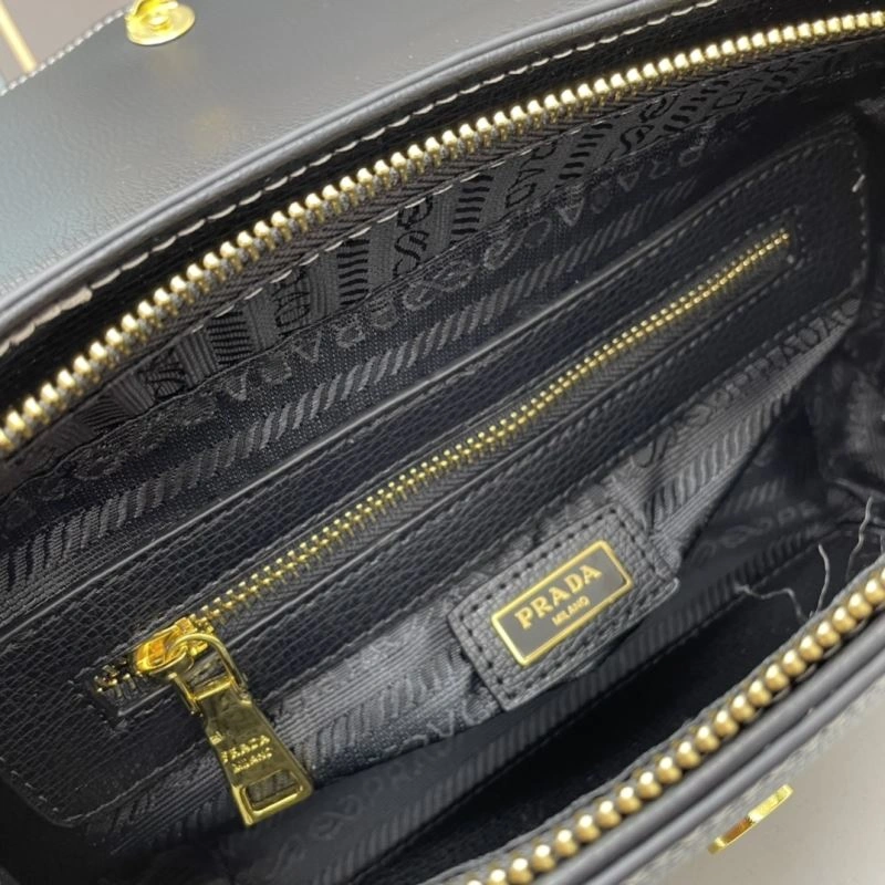 Accurate model Prada Satchel Bags