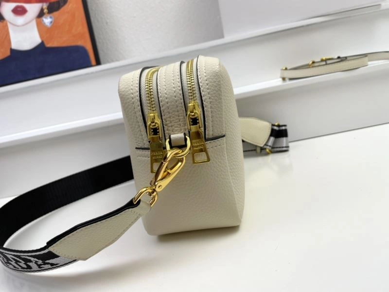 Accurate model Prada Satchel Bags