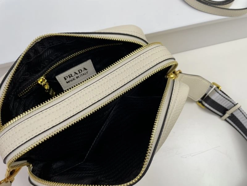 Accurate model Prada Satchel Bags