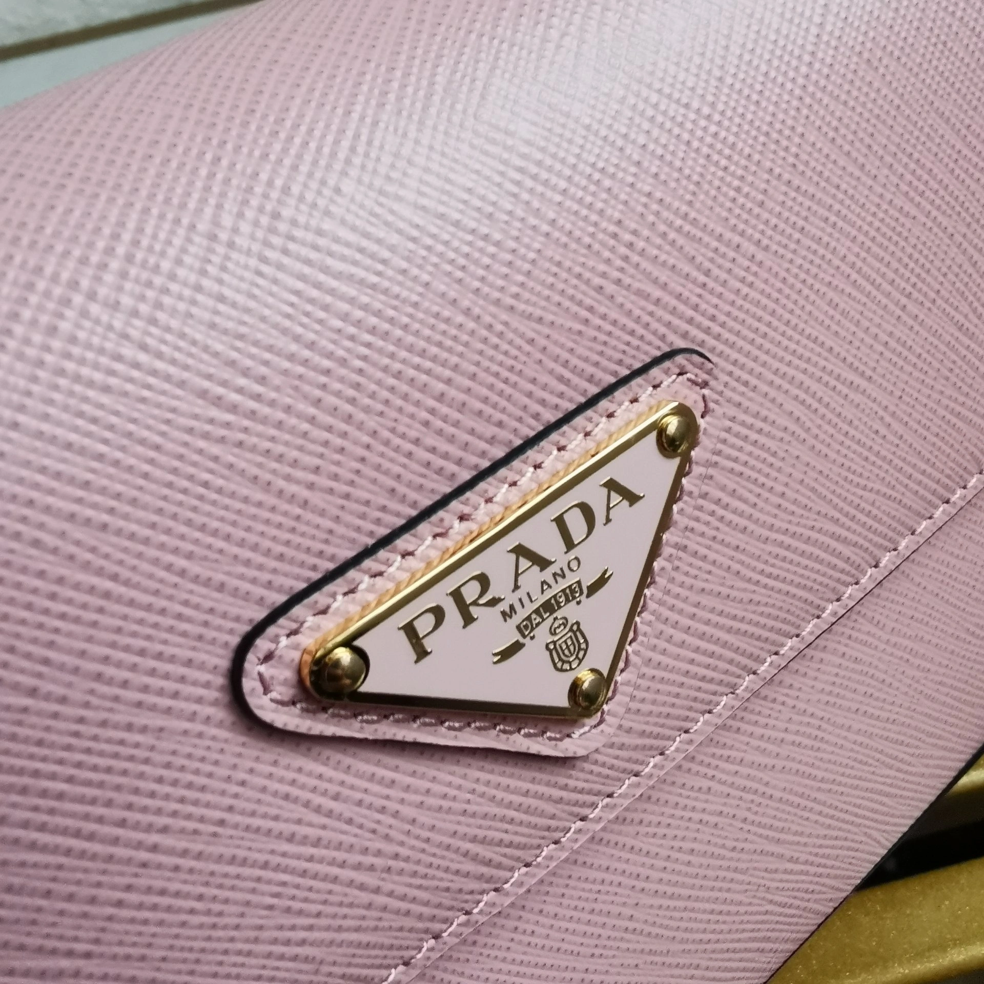 Bargain Prada Satchel Bags