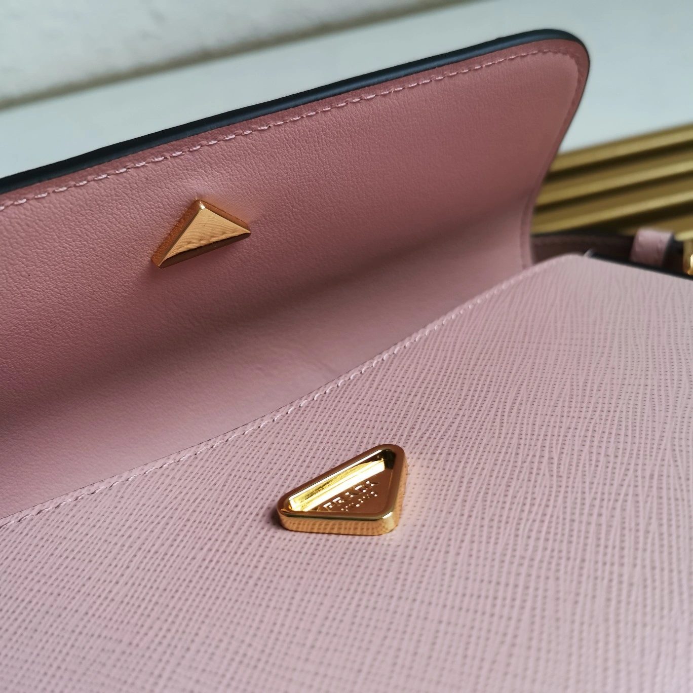 Bargain Prada Satchel Bags