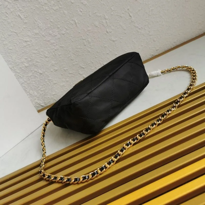 Accurate model Prada Satchel Bags