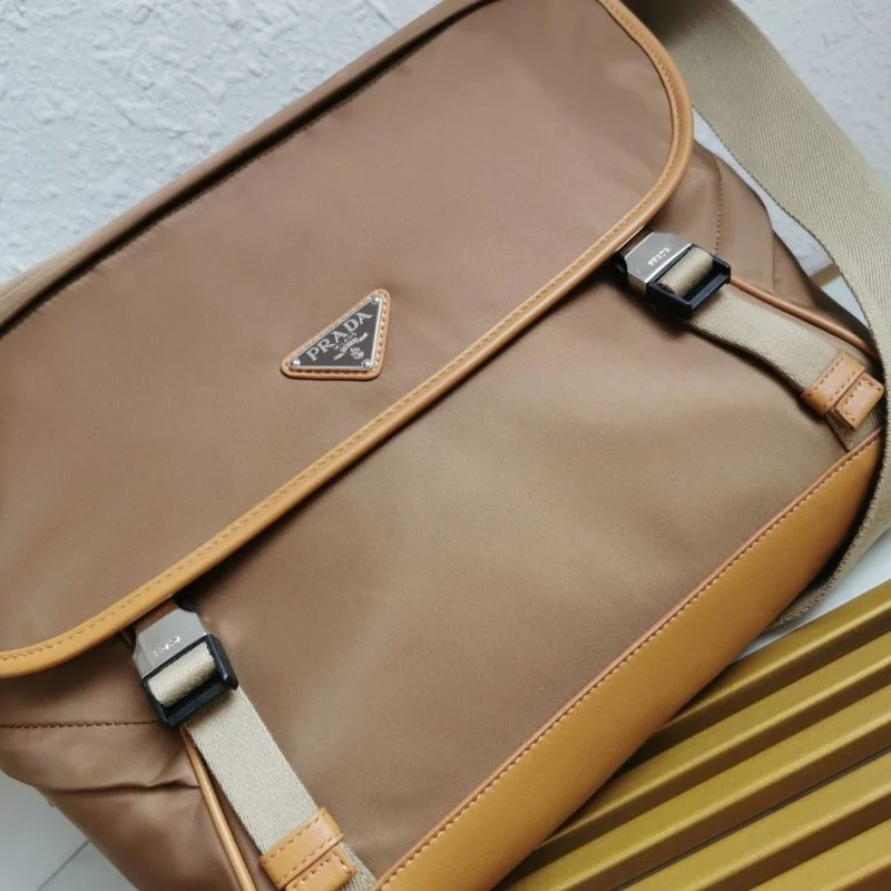 Accurate model Prada Satchel Bags