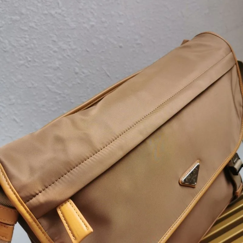 Accurate model Prada Satchel Bags