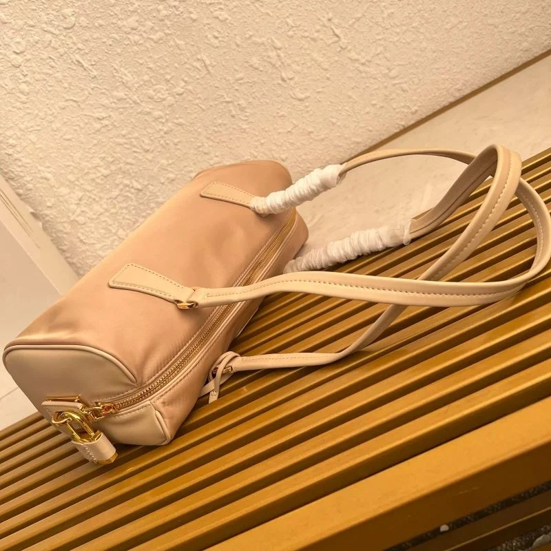 Accurate model Prada Satchel Bags