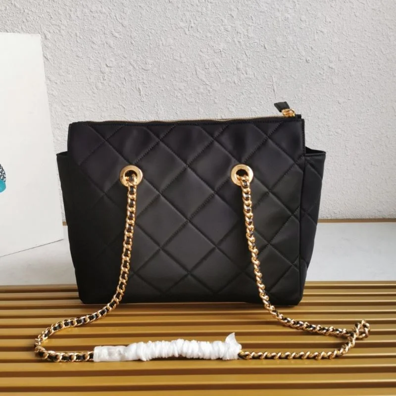 Accurate model Prada Satchel Bags