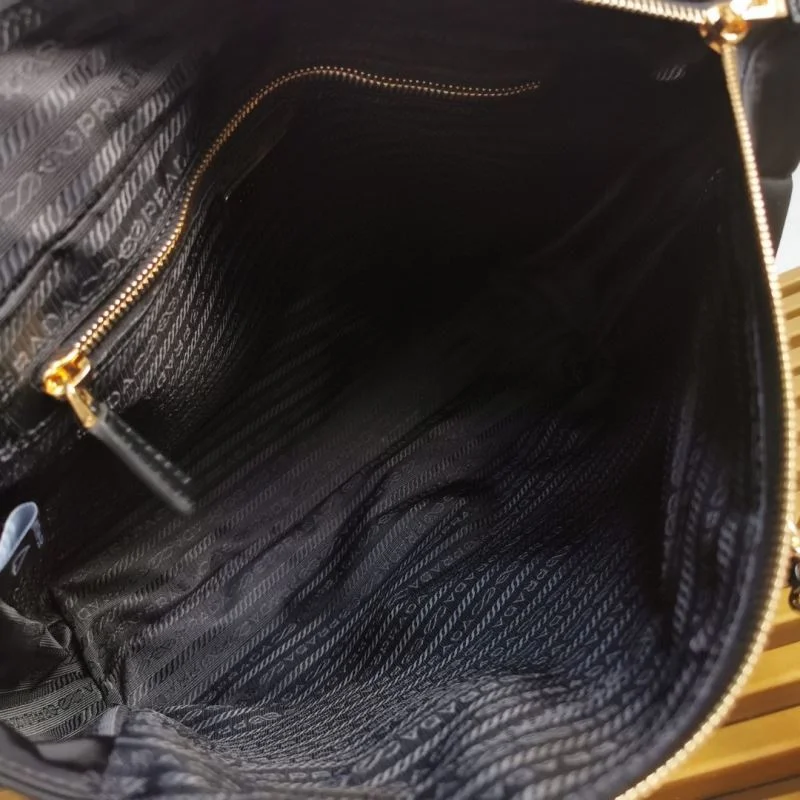 Accurate model Prada Satchel Bags