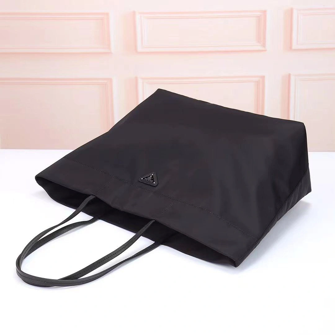 Low-cost Prada Shopping Bags