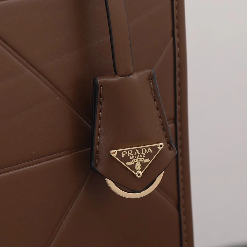 Low-cost Prada Shopping Bags