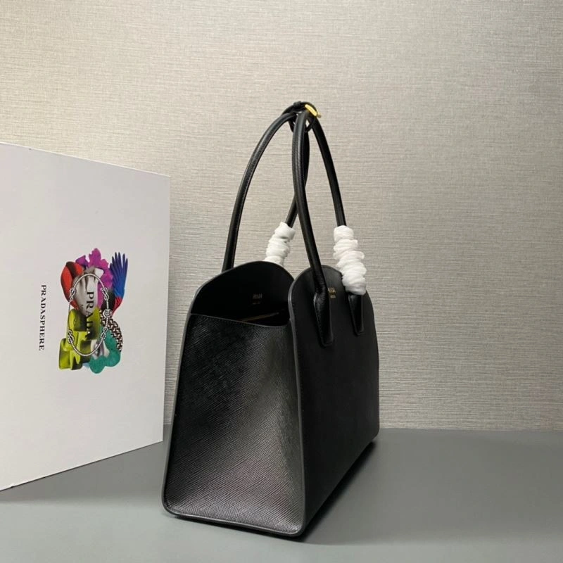 Top match Prada Shopping Bags