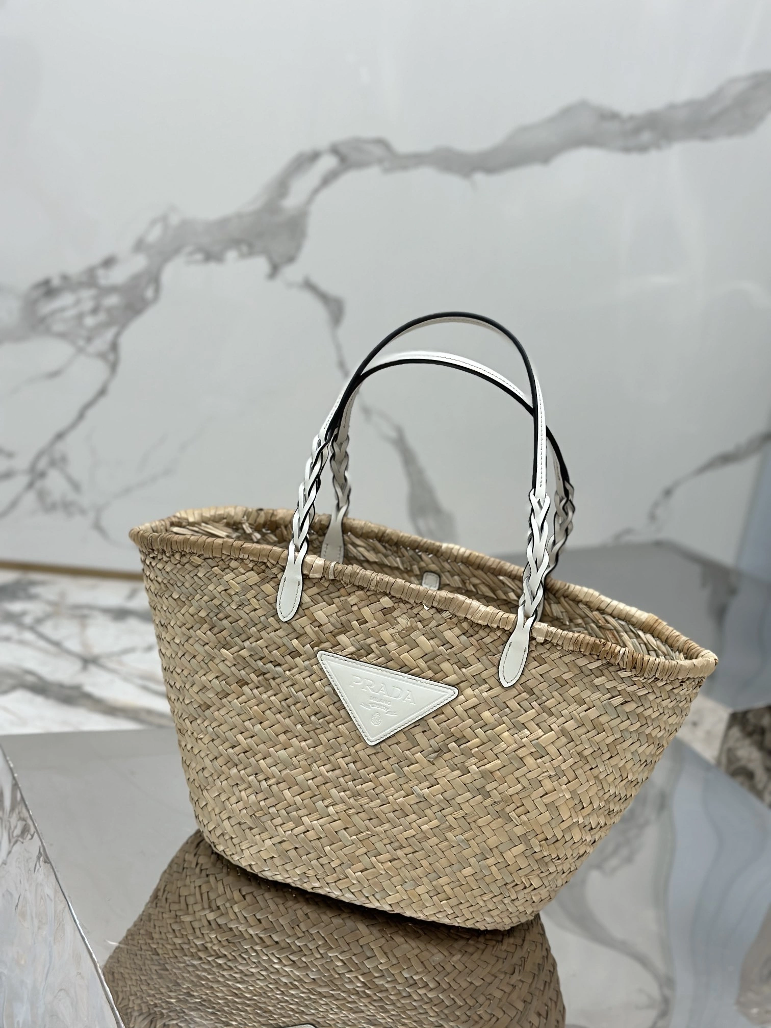 High accuracy Prada Shopping Bags