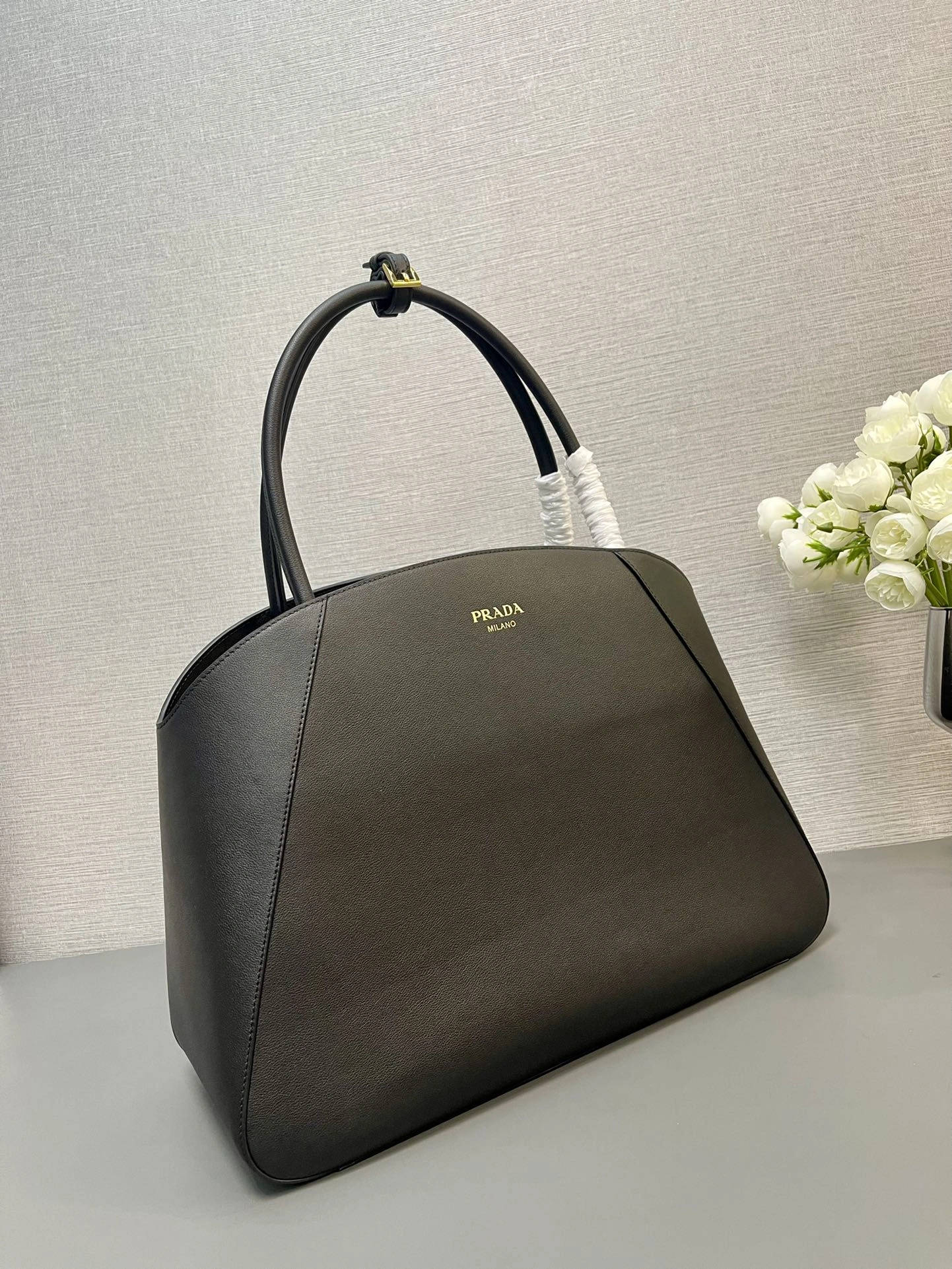 Inexpensive Prada Shopping Bags