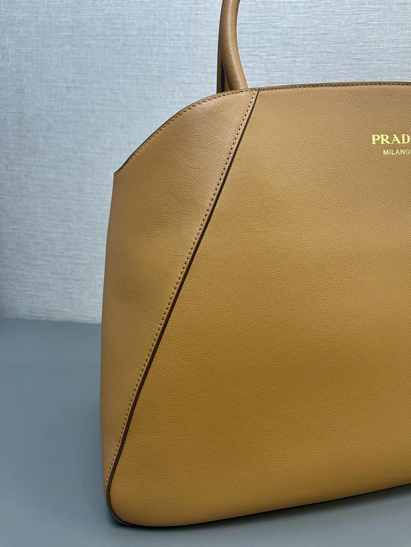 Bargain Prada Shopping Bags
