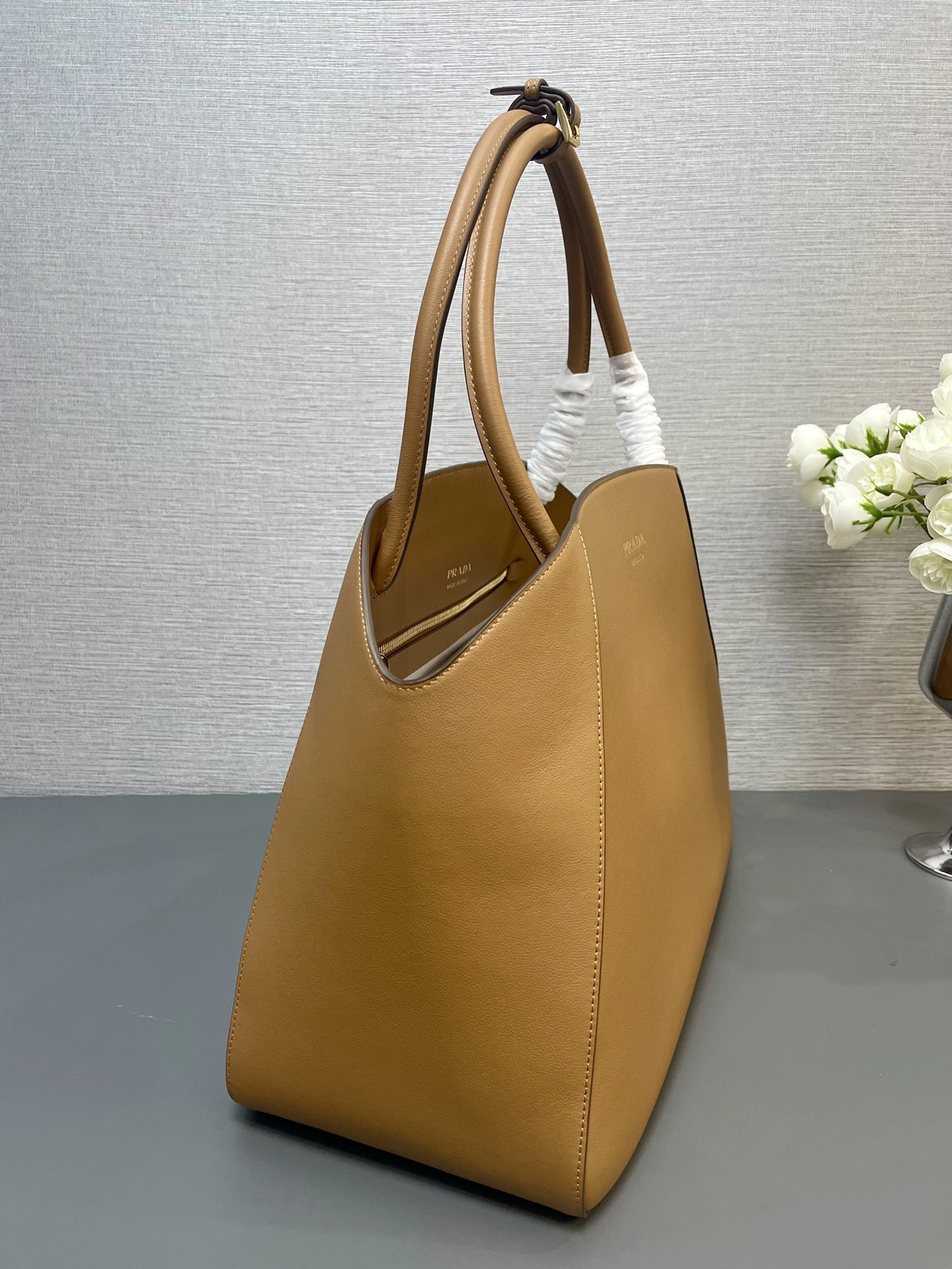 Bargain Prada Shopping Bags