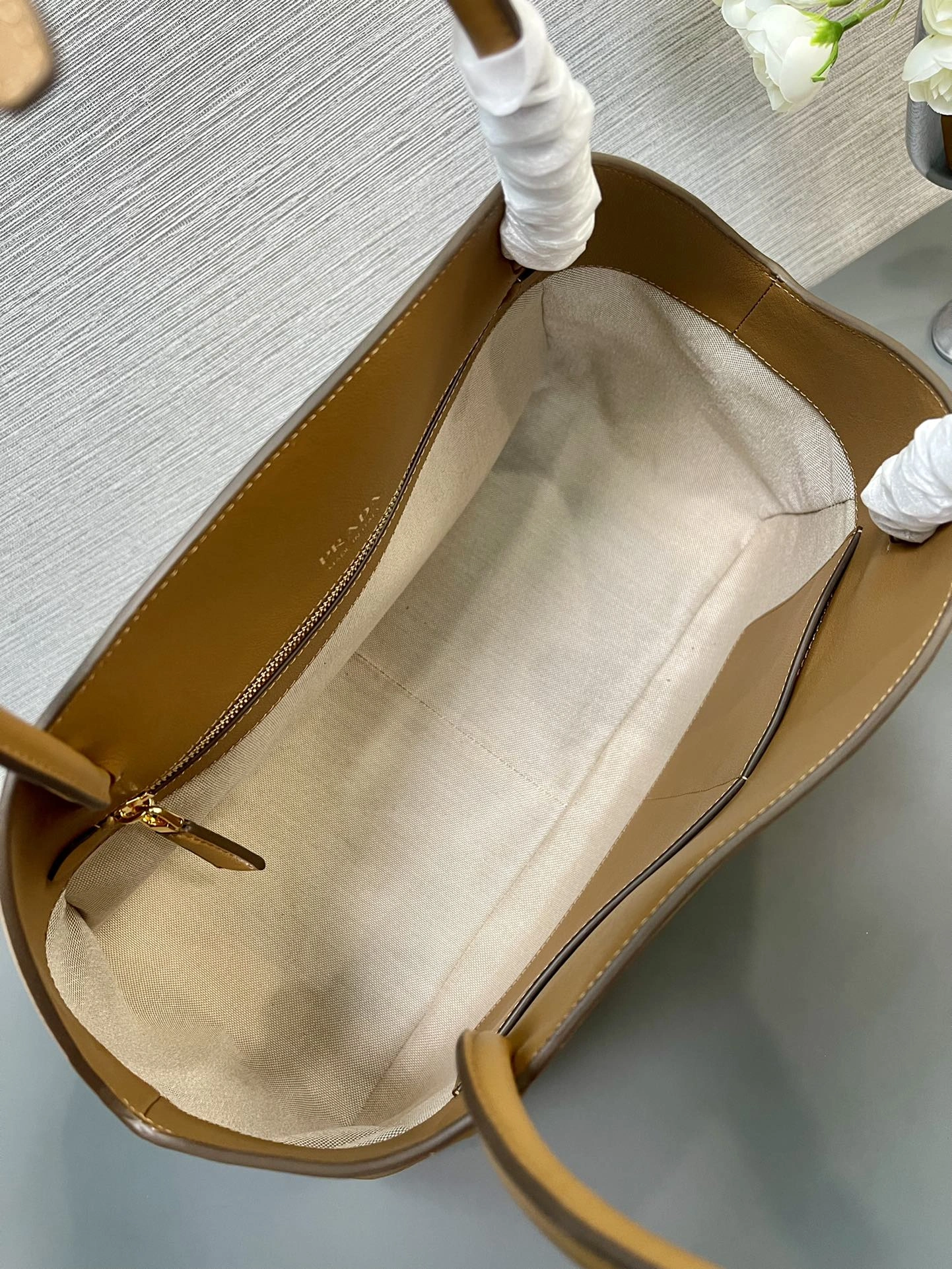 Bargain Prada Shopping Bags