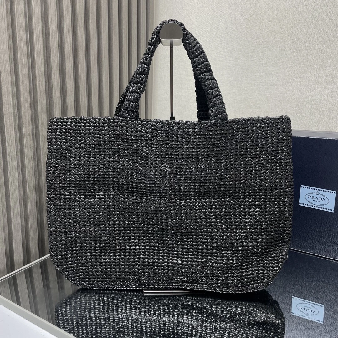 Low-cost Prada Shopping Bags