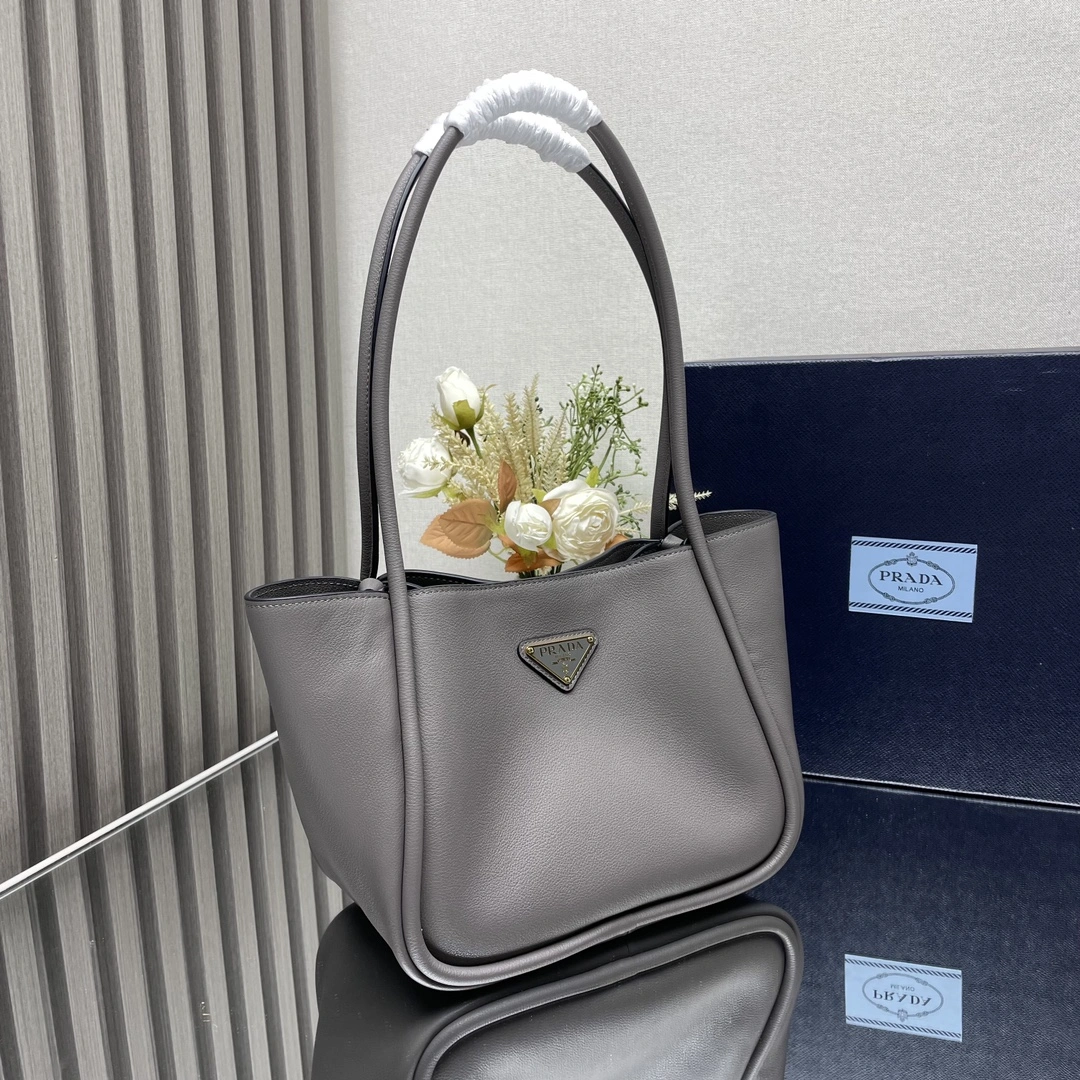 Indistinguishable Prada Shopping Bags